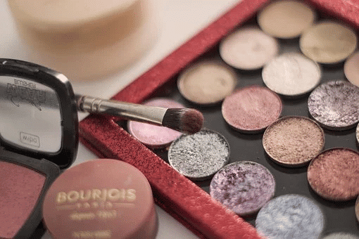 Eyeshadow Design: The Most Attractive in 2021 - AMZ Cosmetic